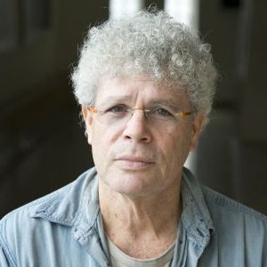 איציק ויינגרטן – Israeli Dramatists Website